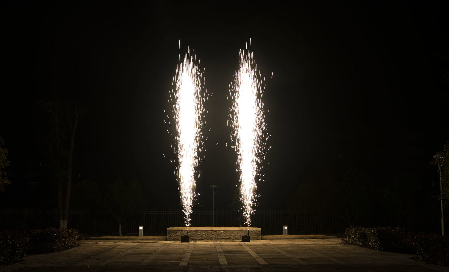 Sparkular Jet BT91 - Showven Spark Fountain Machine